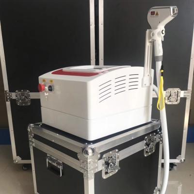 Cina Macchina portatile da tavolino di depilazione del laser a diodi 808nm con la lunghezza d'onda 3 in vendita