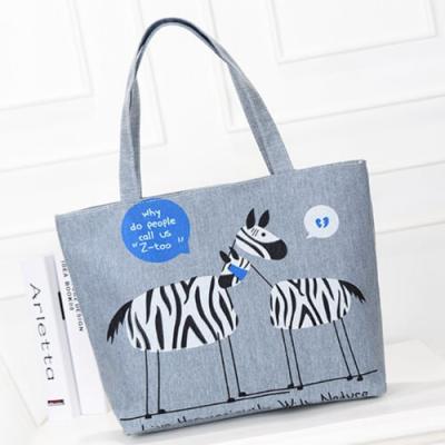 中国 刺繍されたトート バック/注文のキャンバスはPokcetの中の環境友好的な材料を袋に入れます 販売のため