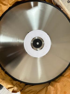 Cina 610 Lama a taglio circolare Lama a seghe di legno circolare Lama circolare circolare circolare industriale Coltello a taglio circolare per tagliare carta igienica in vendita