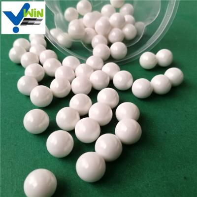China Excellent quality white zirconia ceramic grinding ball as mill grinding media for sale