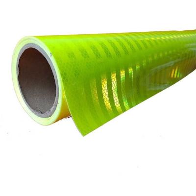 China Engineering Grade Reflective Plastic Sheeting Self Adhesive Vinyl Roll for sale