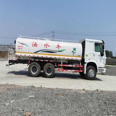 Cina Sino Truck HOWO 6x4 Water Truck 12-16m Area di aspersione 25000kg Peso lordo del veicolo in vendita