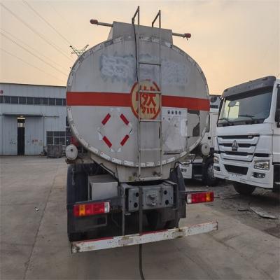 Cina Cisterna del carburante Cisterna del camion usato Sinotruk Howo 20000 litri capacità di olio diesel in vendita