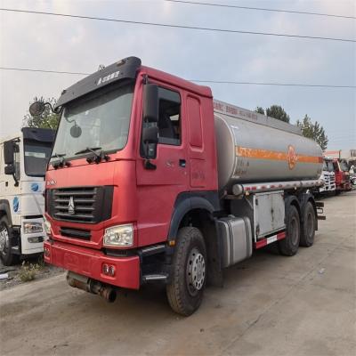 Cina Cisterna del carburante Cisterna del camion usato Sinotruk Howo 20000 litri capacità di olio diesel in vendita