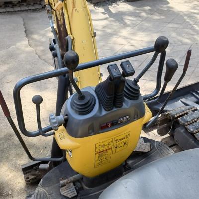 Cina Komatsu PC 10 MR Crawler Excavator con 250 mm di larghezza di binario e 0,08 m3 di capacità di secchio in vendita