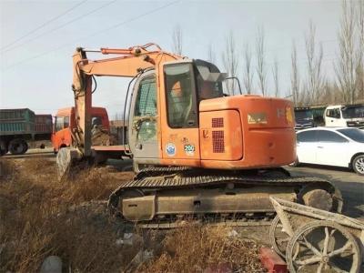 Cina Escavatore di tipo mobile di tipo crawler da 14 tonnellate Hitachi ZX135US-6 in condizioni di lavoro inferiori in vendita