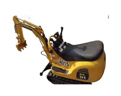 China Excavadora Komatsu PC01 de pequeno porte com capacidade de balde de 0,01 m3 e boa condição de funcionamento à venda