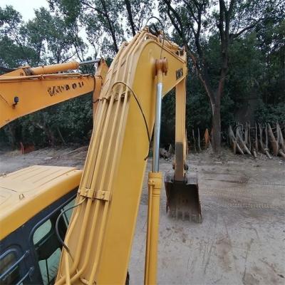 Cina Komatsu PC 200-6 20 tonnellate importate dal Giappone con cilindrata di 6 l e buone prestazioni in vendita