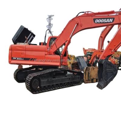 Китай Подержанный экскаватор Doosan DX 300 LC из Южной Кореи с оригинальным гидравлическим насосом продается