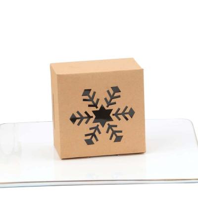 Cina 3-4pcs Ferrero Capacità Eco-Friendly Paper Tube Imballaggio in carta kraft in vendita