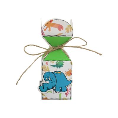China 250g White Cardboard Custom Candy Packaging Food Container Paper Box With lanyard for sale