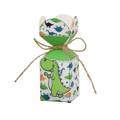 China 250g White Cardboard Custom Candy Packaging Food Container Paper Box With lanyard for sale