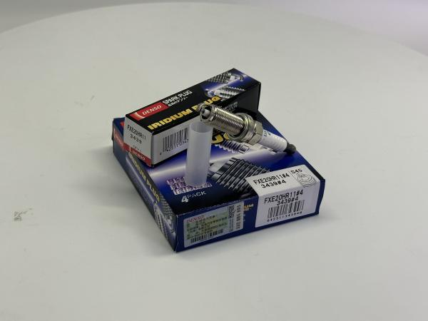 Quality FXE20HR11 3439 DENSO Iridium Spark Plug NISSAN TEANA VQ25DE 22401-CK81B for sale