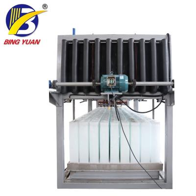 Cina di piccola capacità 1 tonnellata, macchina di fabbricazione di ghiaccio diretta della blocchiera di ghiaccio di refrigerazione in vendita