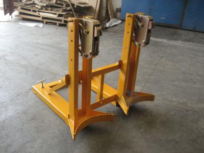 China Dubbel van de de Gehechtheidsvorkheftruck van de Trommelsvorkheftruck van het Vatgrabber het Vatheftoestel Ali Grip 720kg DG720 Te koop