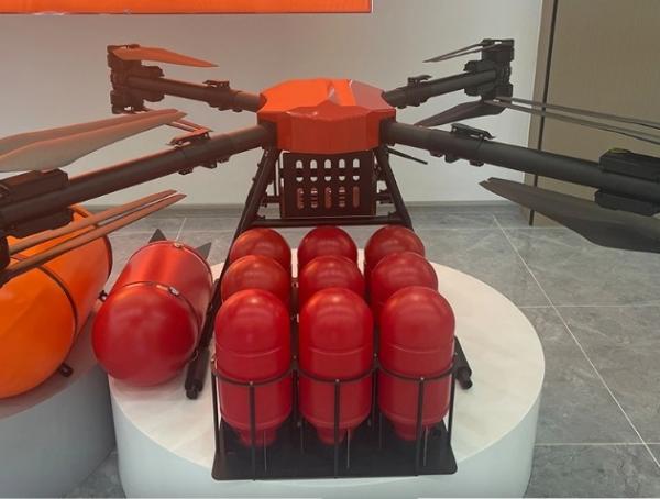 MYUAV Bestaande watergebaseerde brandbom (25 kg) voor gebruik met drones