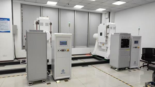 High Precision Φ700 Table Size Single Axis Turntable with 0.05 Face Runout and 1 × 10 -4 Speed Smoothness
