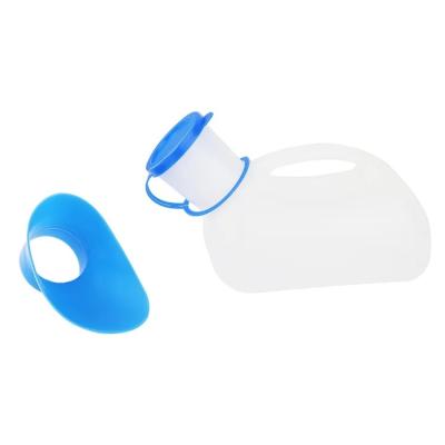 China Plastic Portable Male Female Women Emergency Container Urine Bottle for sale