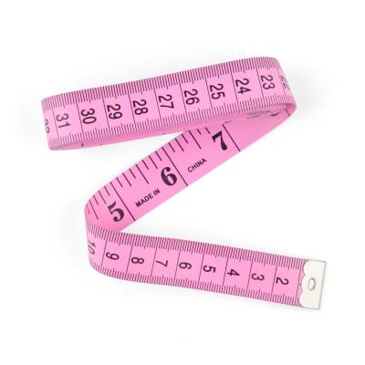 中国 Wintapeはピンクの衣類の巻尺が二倍になる3mの長く柔らかいビニール材料を量る 販売のため
