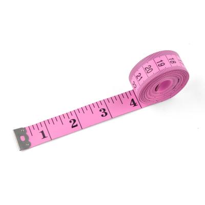 中国 Wintapeはピンクの衣類の巻尺が二倍になる3mの長く柔らかいビニール材料を量る 販売のため