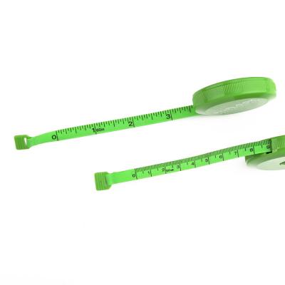Cina Pollici svegli flessibili verde intenso di misura di nastro mini 60 per la misurazione del corpo in vendita