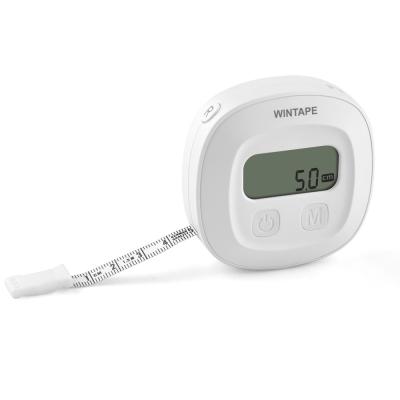 Cina WINTAPE 1.5 Meter 60 Inch Smart Electronic Soft Tape Measurement con connettività Bluetooth e misurazione di precisione in vendita