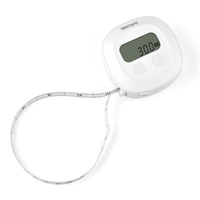 Cina WINTAPE 1.5 Meter 60 Inch Smart Electronic Soft Tape Measurement con connettività Bluetooth e misurazione di precisione in vendita