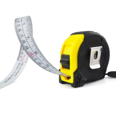 Cina Wintape Extra Long 8m 26ft Diametro Scale Pi Regolare Nylon Rivestito Acciaio Inch Marche Diametro Nastro di misura in vendita