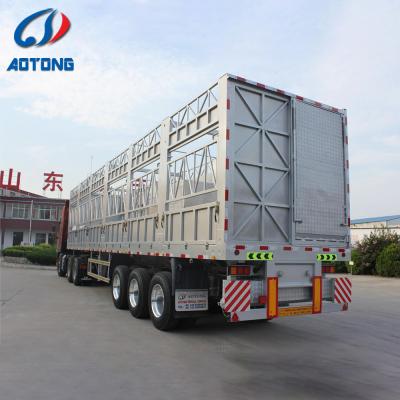 Cina 45 piedi 13 metri 3 assi Camion di allevamento Camion di trasporto di pecore Camion semirimorchio in vendita