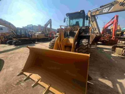 Cina Velocità caricatore di seconda mano con 3.3 M3 Capacità del secchio 38.1 Km/h Velocità massima e 262 CV di potenza in vendita