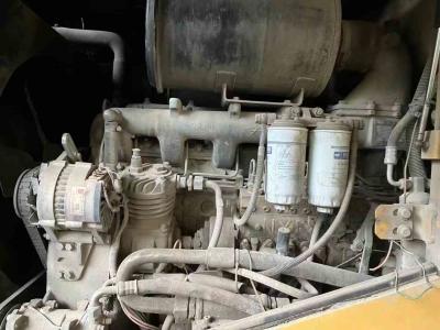 Cina Velocità caricatore di seconda mano con 3.3 M3 Capacità del secchio 38.1 Km/h Velocità massima e 262 CV di potenza in vendita