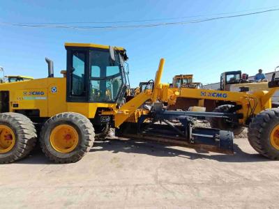 China Clasificador de diesel cerrado con dispositivo de arranque trasero 1200 horas de trabajo en venta