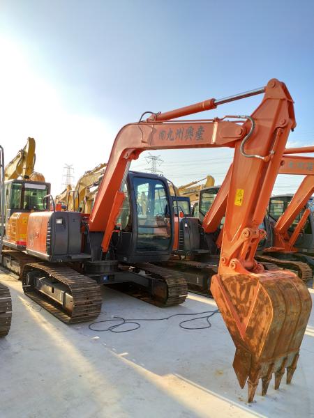 Quality 7 Ton Mini Excavator Japanese Original HITACHI ZX70 Used Digger For Sale for sale