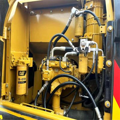 Cina Vendita a caldo Prezzo basso Quasi nuovo CAT320D 32tons escavatore da striscio in vendita