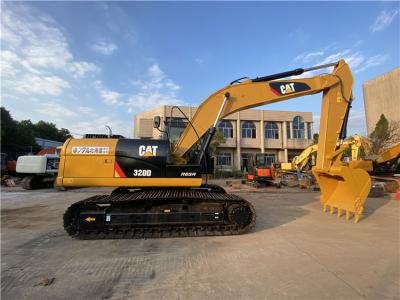Excavadora hidráulica de 20 toneladas CAT320D em bom estado.