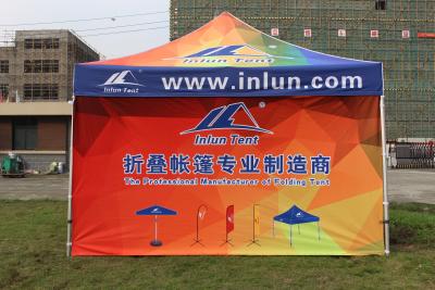 Cina tenda foranea all'aperto delle tende della fiera commerciale di pop-up del baldacchino 10x10 della struttura di acciaio del poliestere 600D in vendita