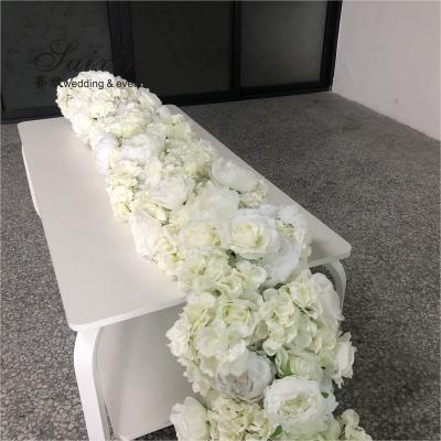 China Wedding Decoration Supplies Custom Color Silk Wedding Floral Table Runner Sweetheart Table Artificial Flowers à venda