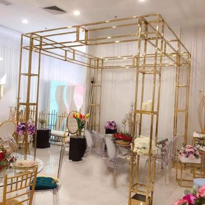 Cina Hot sale White metal arch wedding Backdrop  For Wedding Decoration stage Party in vendita