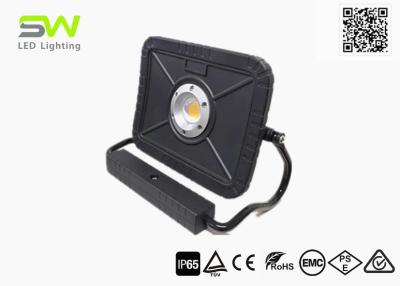 Chine de la lumière de travail rechargeable la plus lumineuse des lumens 20W 3000 aluminium robuste LED à vendre