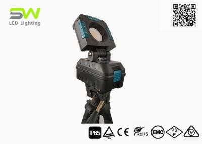 Cina 30W COB Rechargeable 3.7V Battery Led Worklight Magnetic Base 2100 Lumens in vendita