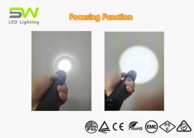 중국 재충전용 지도된 토치 빛을 집중시키는 AA 배터리 전원을 사용하는 LED 플래쉬 등 IP64 판매용