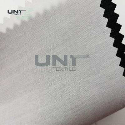 Китай Слипчивым двойным Interlining точки сплетенный полиэстером расстворимый в воде продается