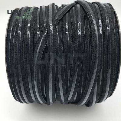 Cina Nastro elastico espulso del silicone della biancheria intima dell'abbigliamento per l'indumento in vendita