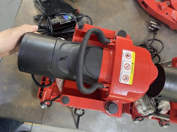 Quality STH150 hole drilling machine for SCH40 steel pipe with tightening chain for sale