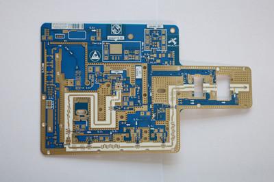 China 0.127MM PWB de 3003 RF Rogers para o transceptor dos amplificadores de potência do HF/RF à venda