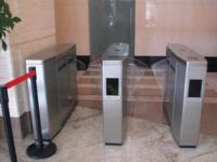 China Anti-tailgating and Direction Indication Outdoor Use Automatic Flap Barrier for sale