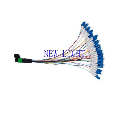 China Low Insertion Loss MPO Fiber Optic Cable SM 0.9mm Diameter 12 Colors for sale