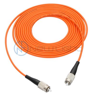 China Cabo de remendo alaranjado multimodo da fibra ótica da transmissão 5m FC de Widband à venda