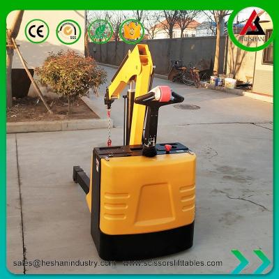 Cina Gru a pavimento elettrica Contrappeso elevatore Gru a pavimento idraulica piccola 1200 kg in vendita