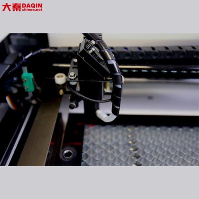 China Customizable Screen Protector Laser Engraving Machine with Circulating Water Cooling for sale